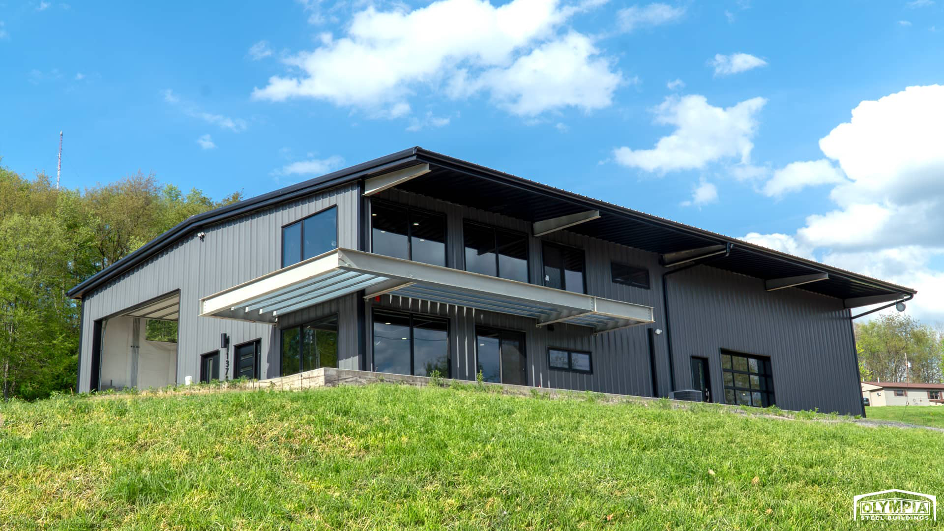Pennsylvania Steel Home with Living Quarters